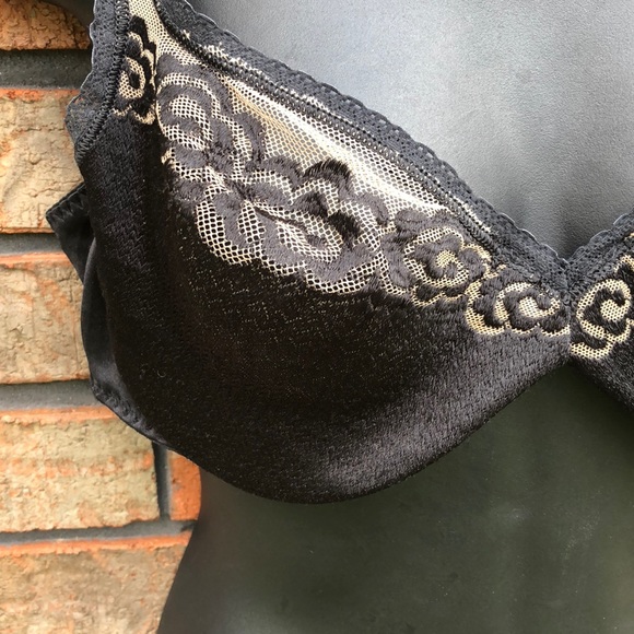 Playtex | Intimates & Sleepwear | Playtex Bra 35c Underwire Black Sexy ...